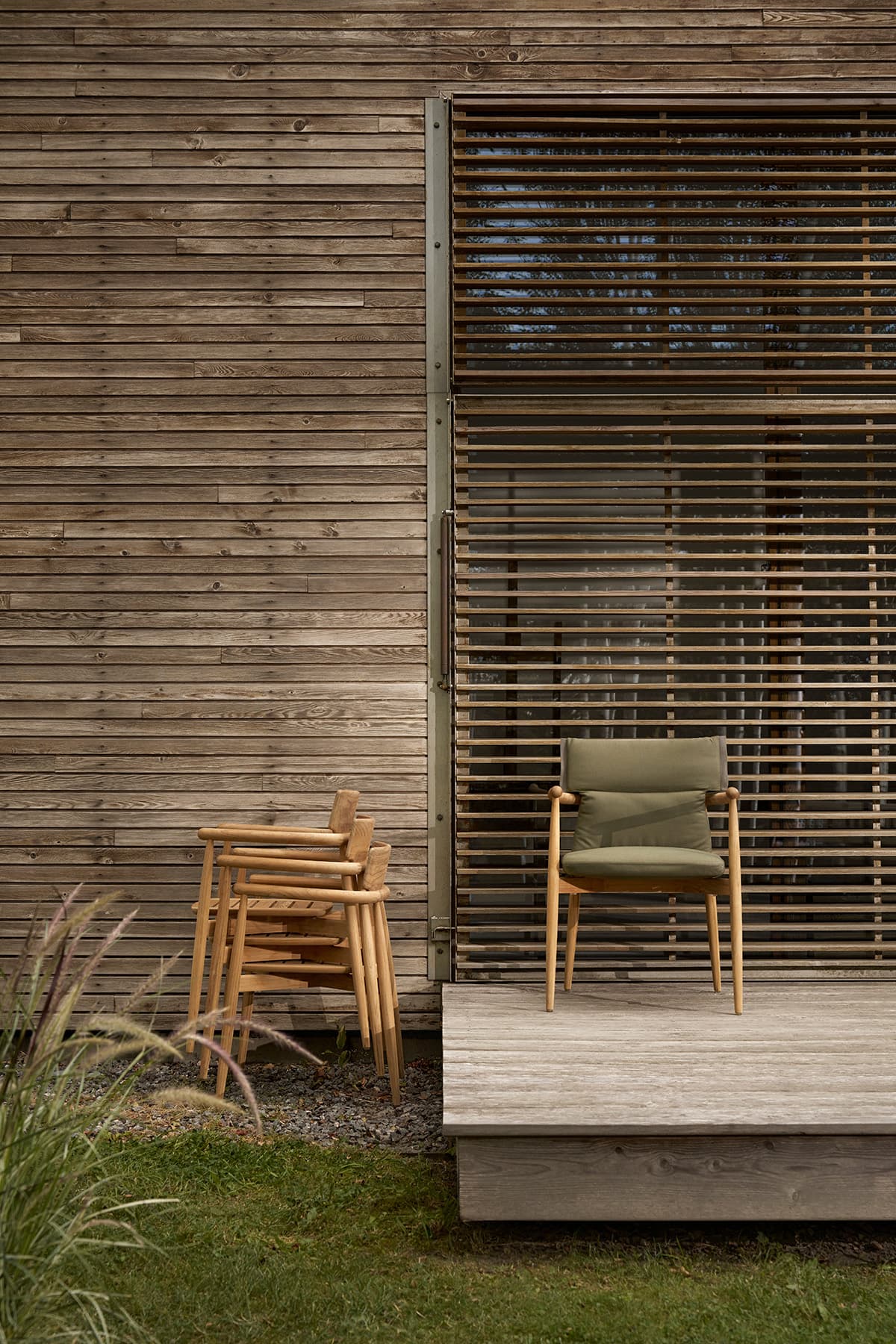 The Embrace Outdoor Series, designed by EOOS expands for Carl Hansen ...